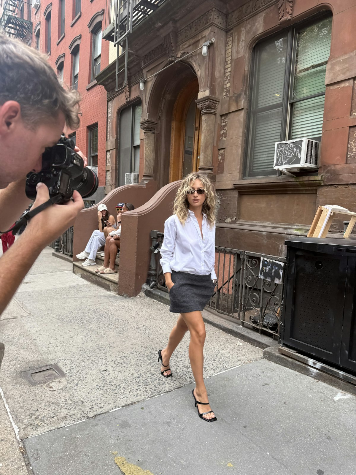 Izzi Allain Goes '90s Chic For Her First Calvin Klein Show - Izzi Poopi ...