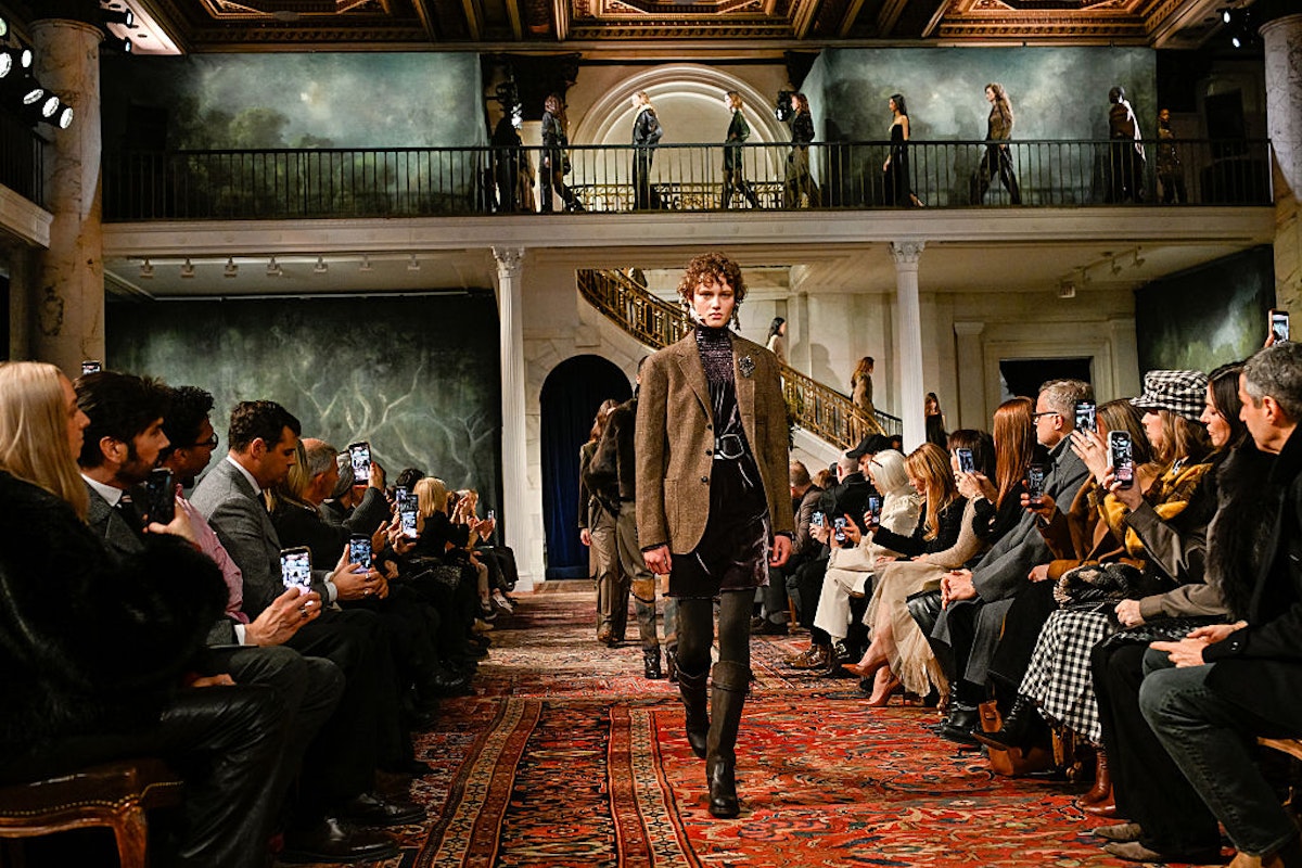 Stay Updated: These Are the Key Fall/Winter 2026 Trends Dominating the ...