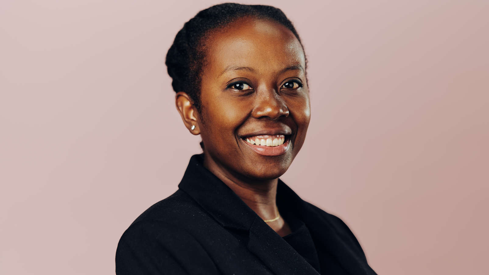 Get on the Danes' floor | Meet the talents