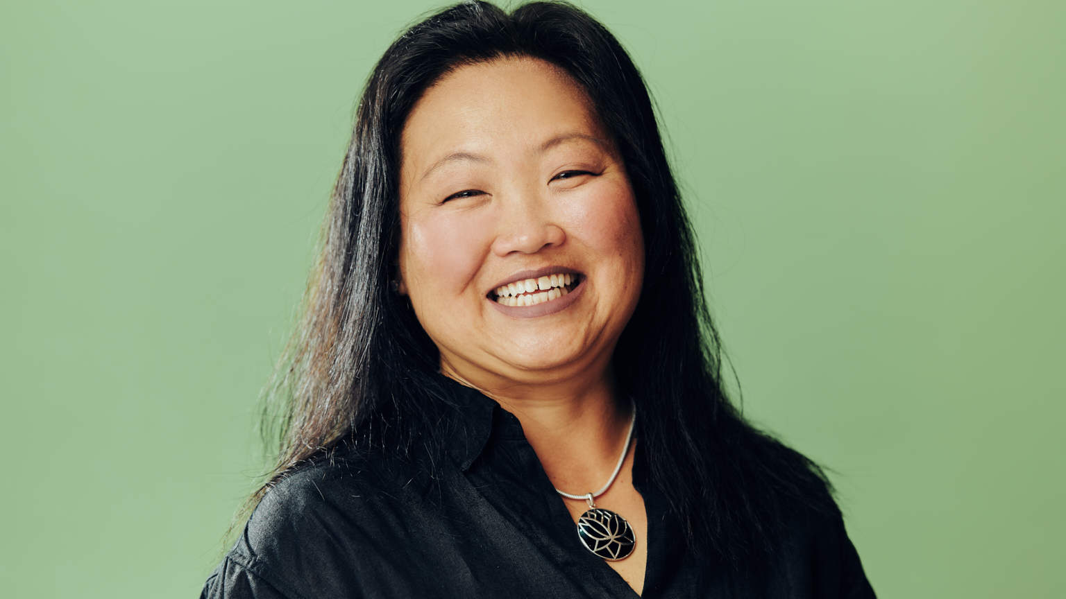 Get on the Danes' floor | Meet the talents