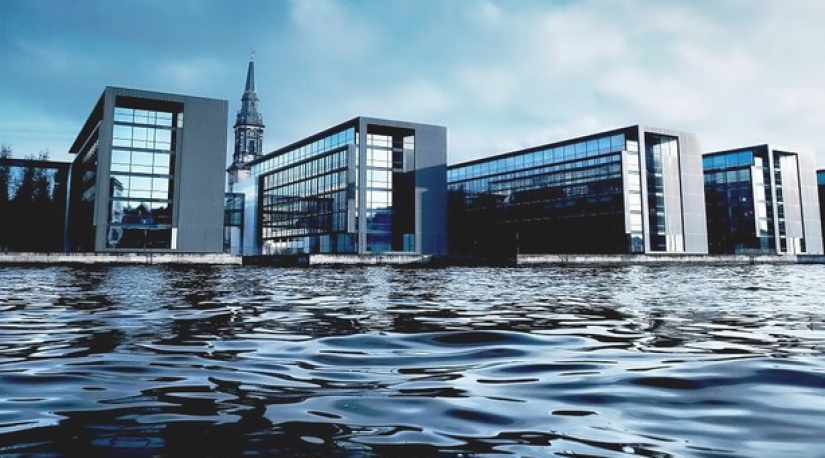 Nordea Wealth Management Case Competition 2015 - ALT ANDET LIGE