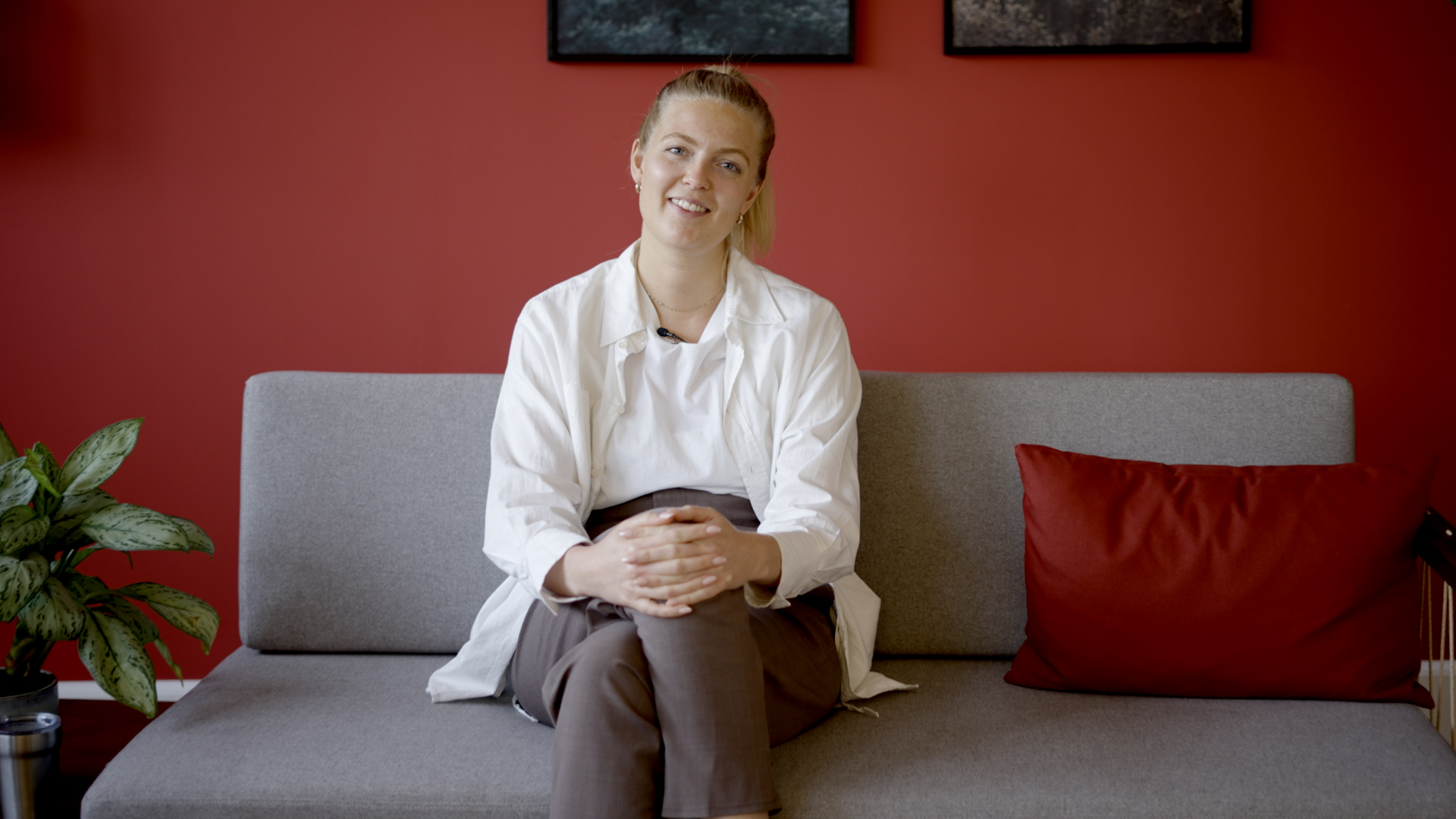 Fra økonomistudiet til konsulentbranchen - Bain & Company - ALT ANDET LIGE