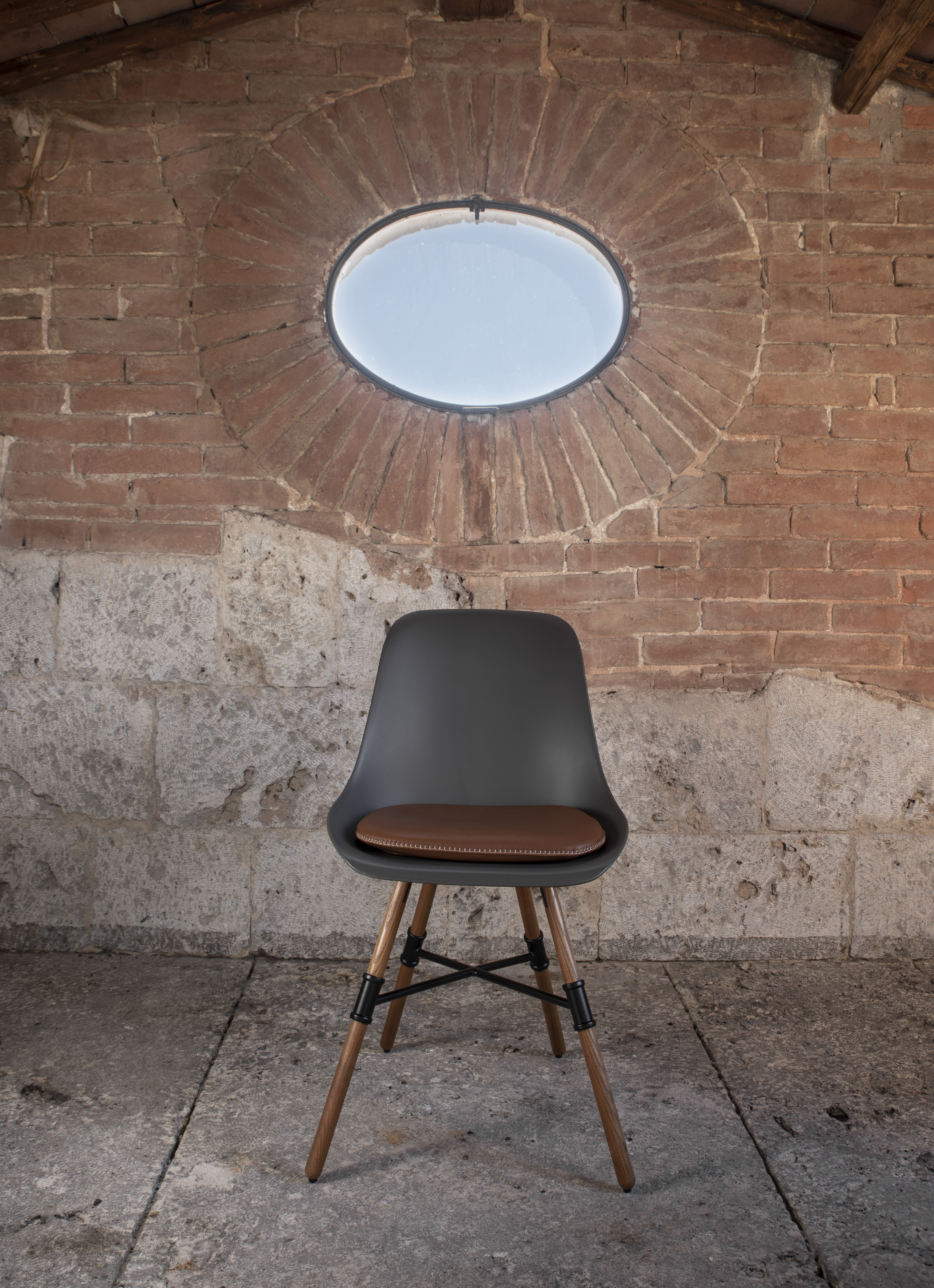 Giro Chair by Kubikoff | Born to be different