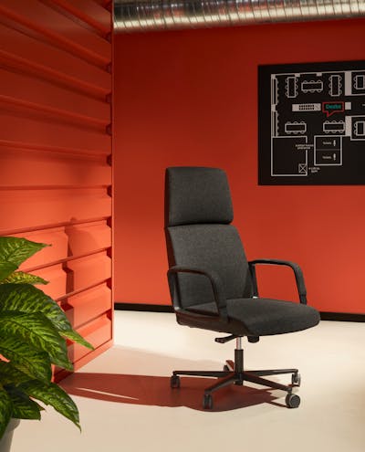 Charles - Design armchairs by Quinti