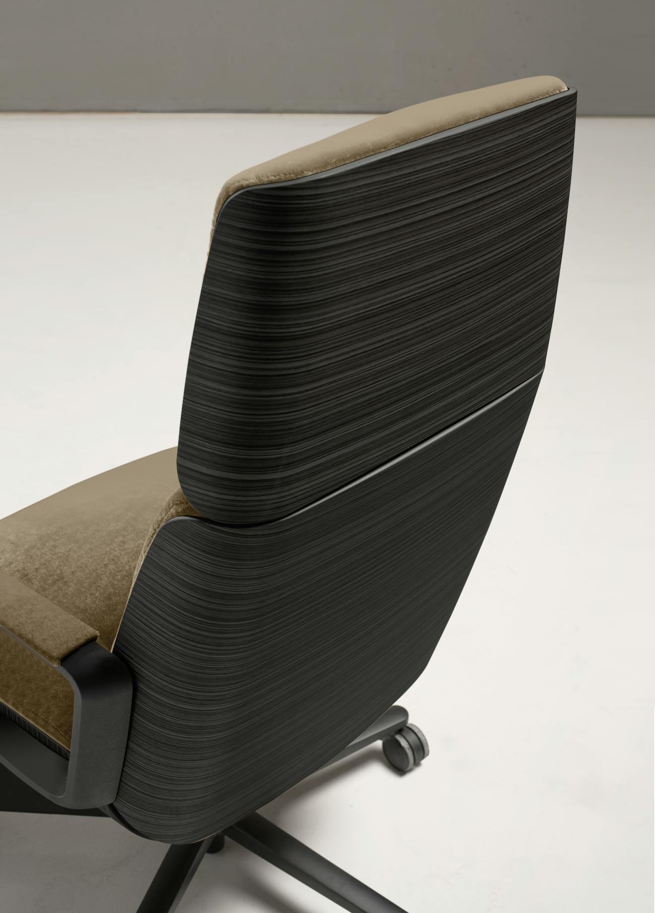 Charles - Design armchairs by Quinti
