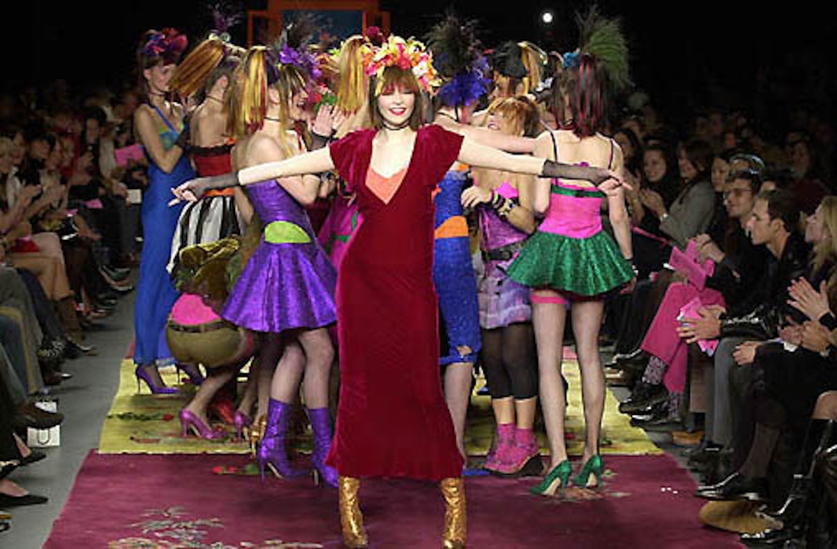 Never Forget These 6 Nostalgic Runway Shows - '90s 2000s Designers Todd ...