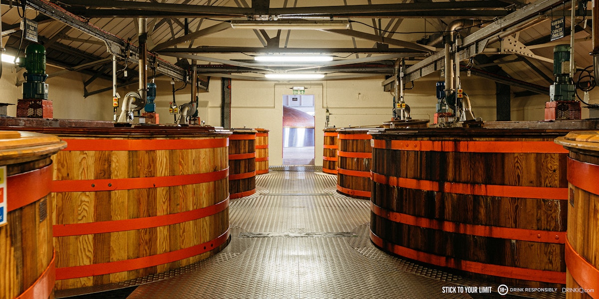 Take a Deep Dive Into Johnnie Walker Blue Label with Master Blender ...