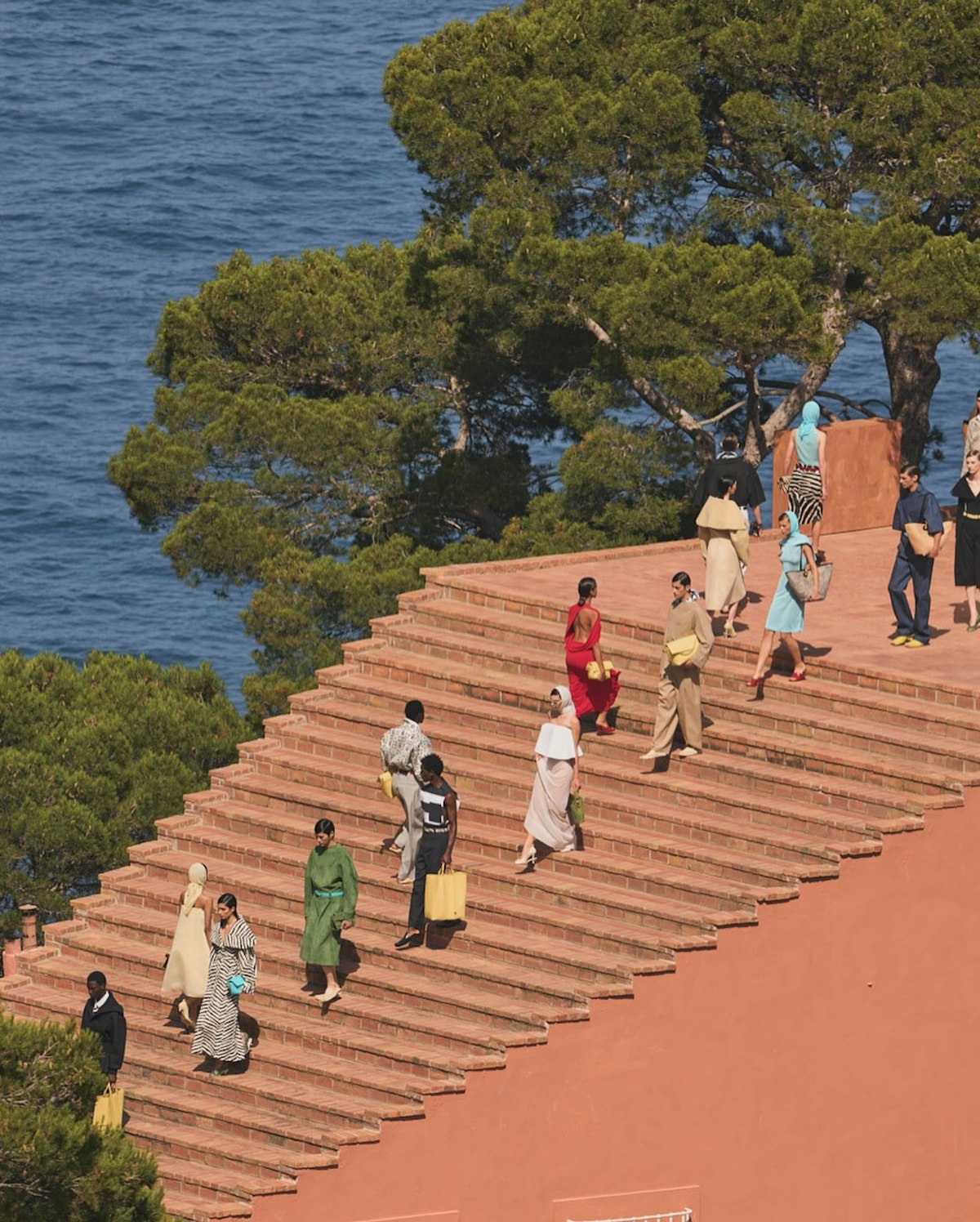 Jennie of BLACKPINK Walks Jacquemus' 15th Anniversary Runway Show