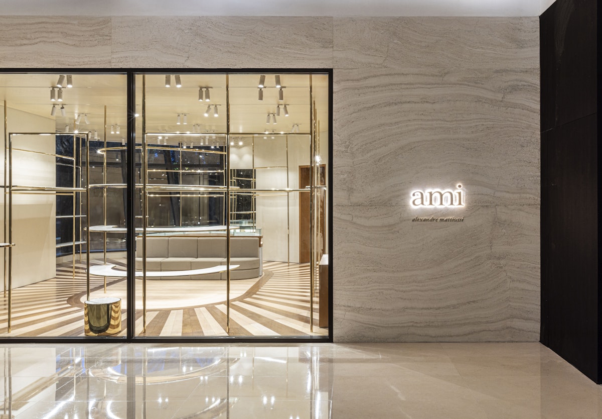 Ami Celebrates the Opening of Its First Store in the Philippines