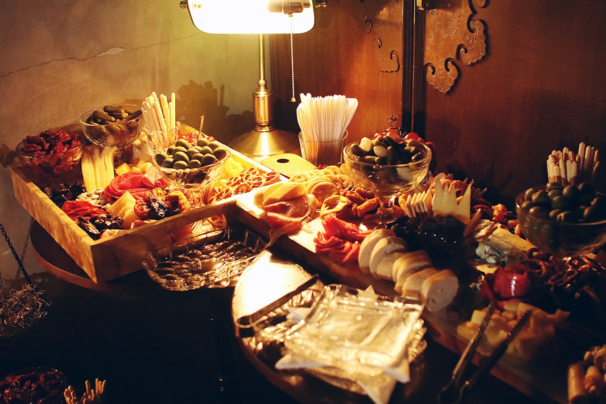 Experience a Taste of Italy at The Spirits Library