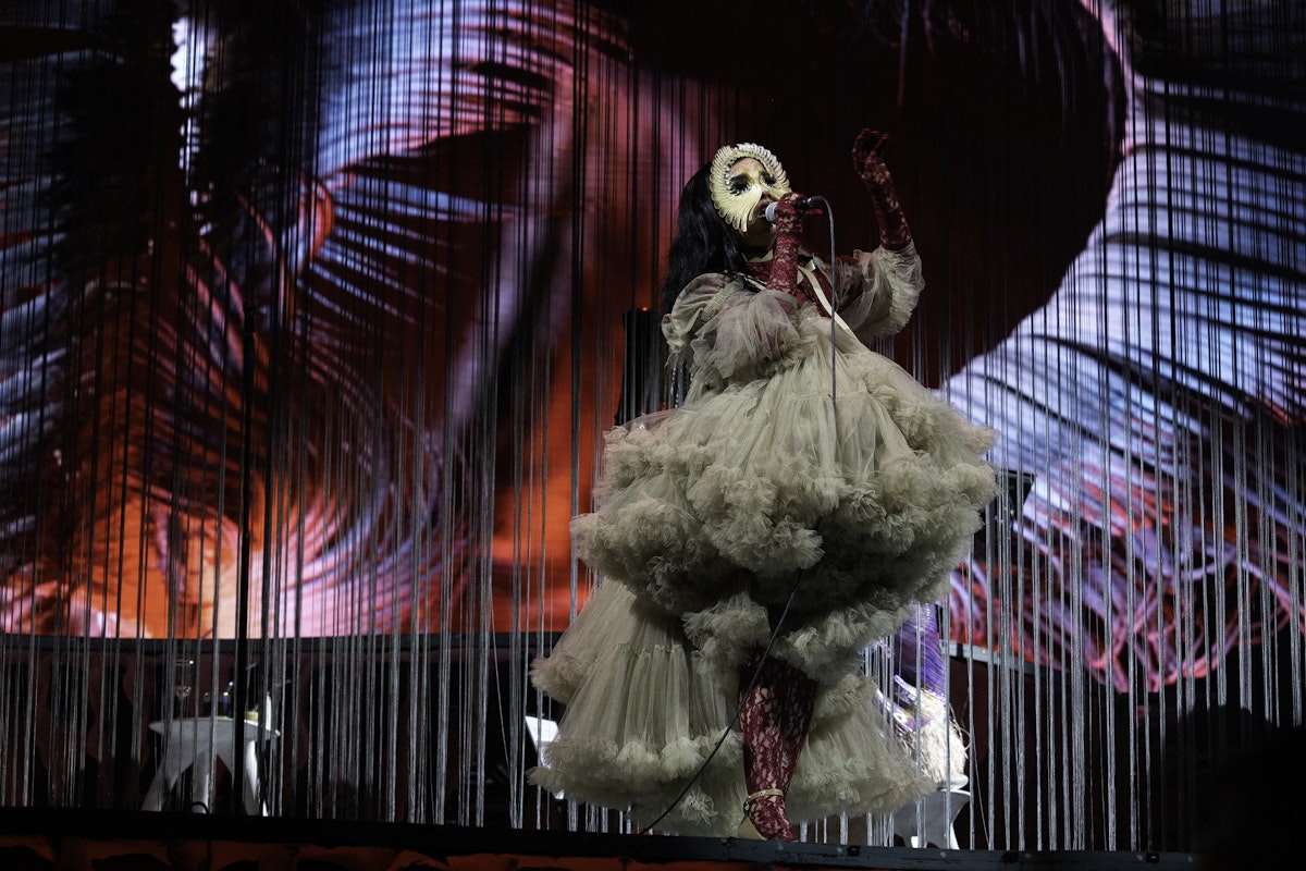 Björk on Her New Film ‘Cornucopia’ About Climate Change – L'Officiel ...