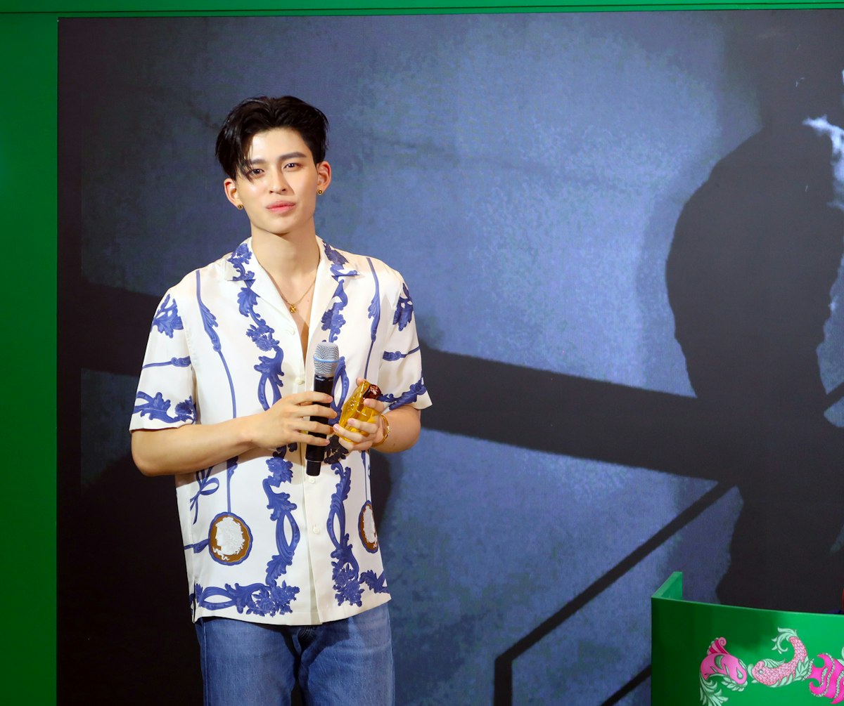 Pond Naravit Brings the Heat to Manila with Versace Fragrances