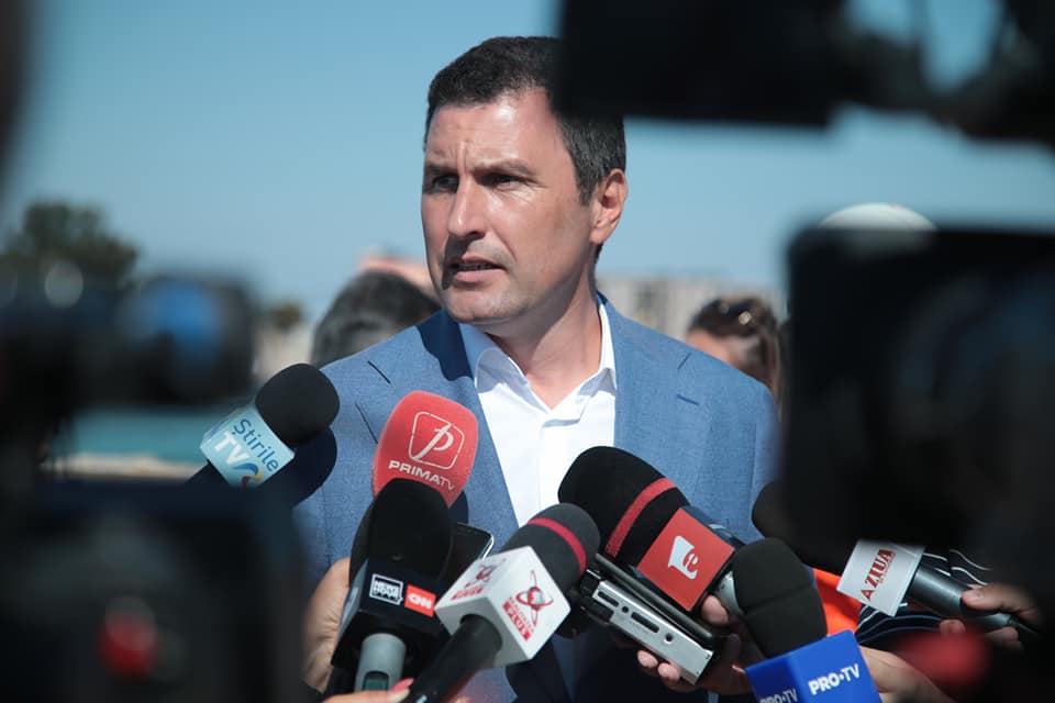 Tanczos Barna: „Decizia este absolut nejustificată. Cer Blue Air să își ...