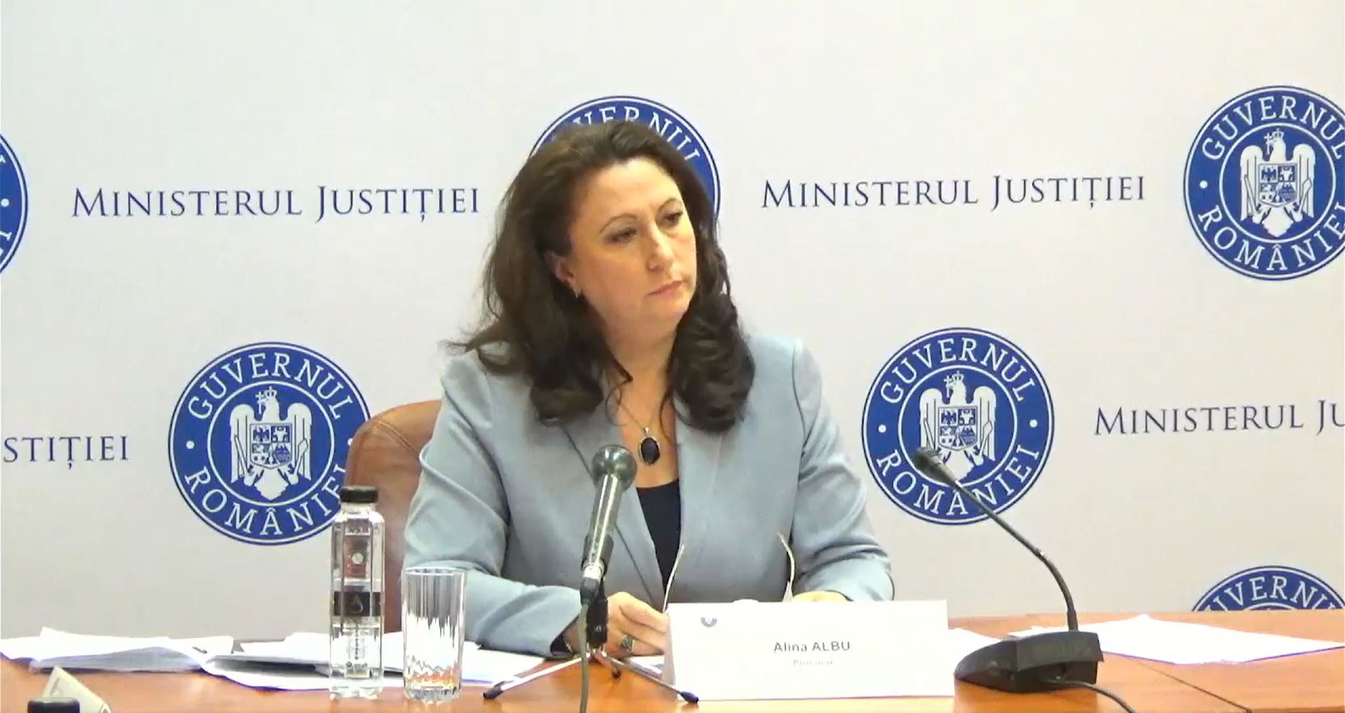 Alina Albu, numită în funcția de procuror-șef al DIICOT. Klaus Iohannis ...