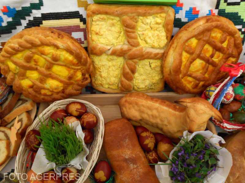 Masa de Paște poate conține peste 160 de E-uri. Preparatele cu aditivi ...