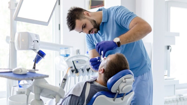 Servicii stomatologice gratuite, de la 1 iulie. Lista tratamentelor ...