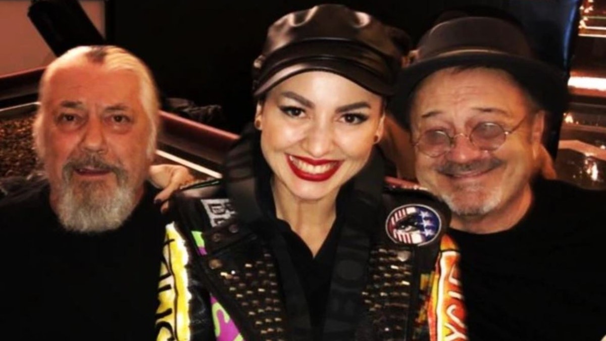 Violonista Lavinia Săteanu: „Nicu Covaci mi-a dat aripi, așa cum a dat ...