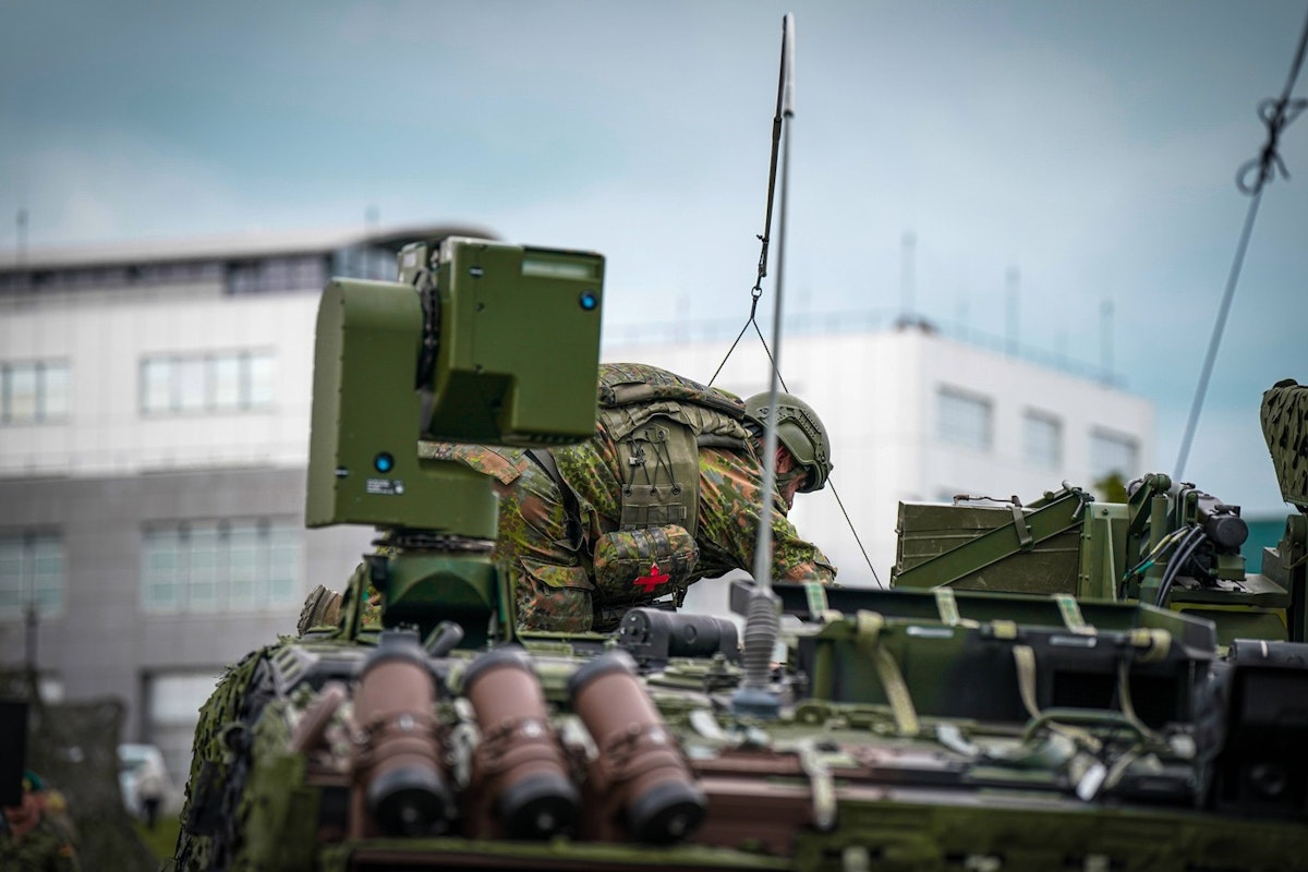 Statele europene membre NATO sunt tot mai dependente de armele ...