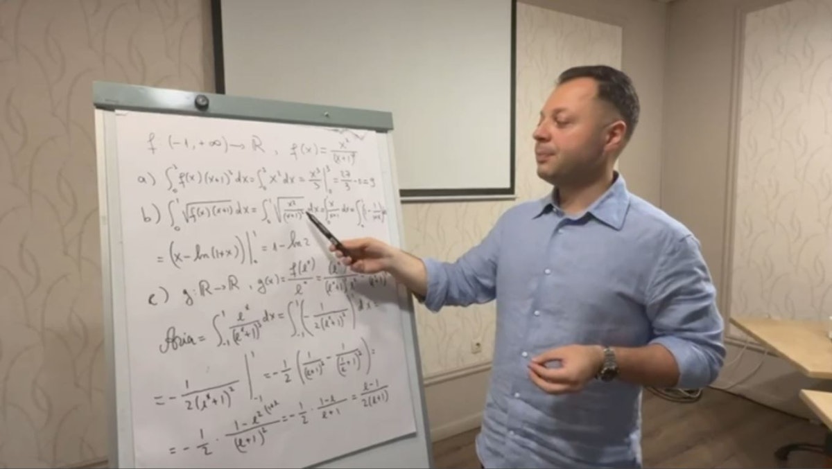 VIDEO. Cum se rezolvă cel mai greu subiect la Matematică, primit de ...