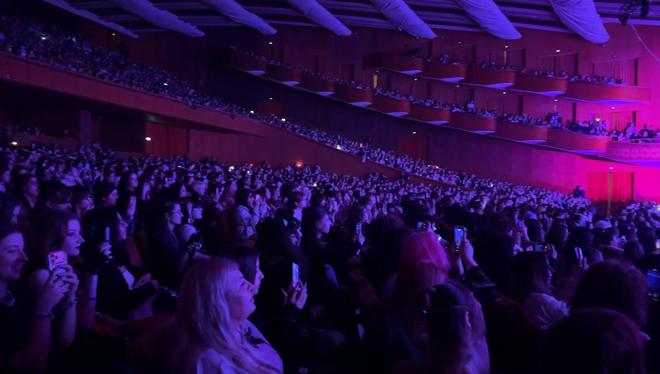 XLOV, primul grup K-pop genderless a avut concert sold out la Sala ...