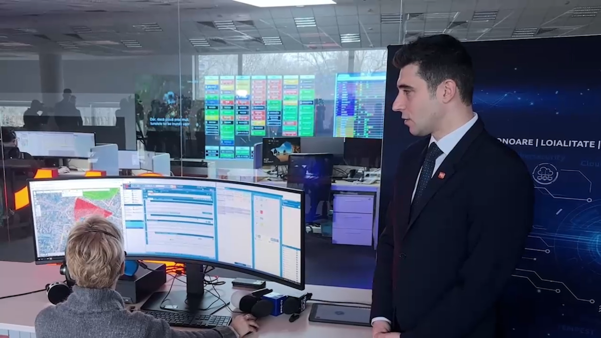 Românii vor putea apela 112 inclusiv prin apel video. STS lansează Next ...