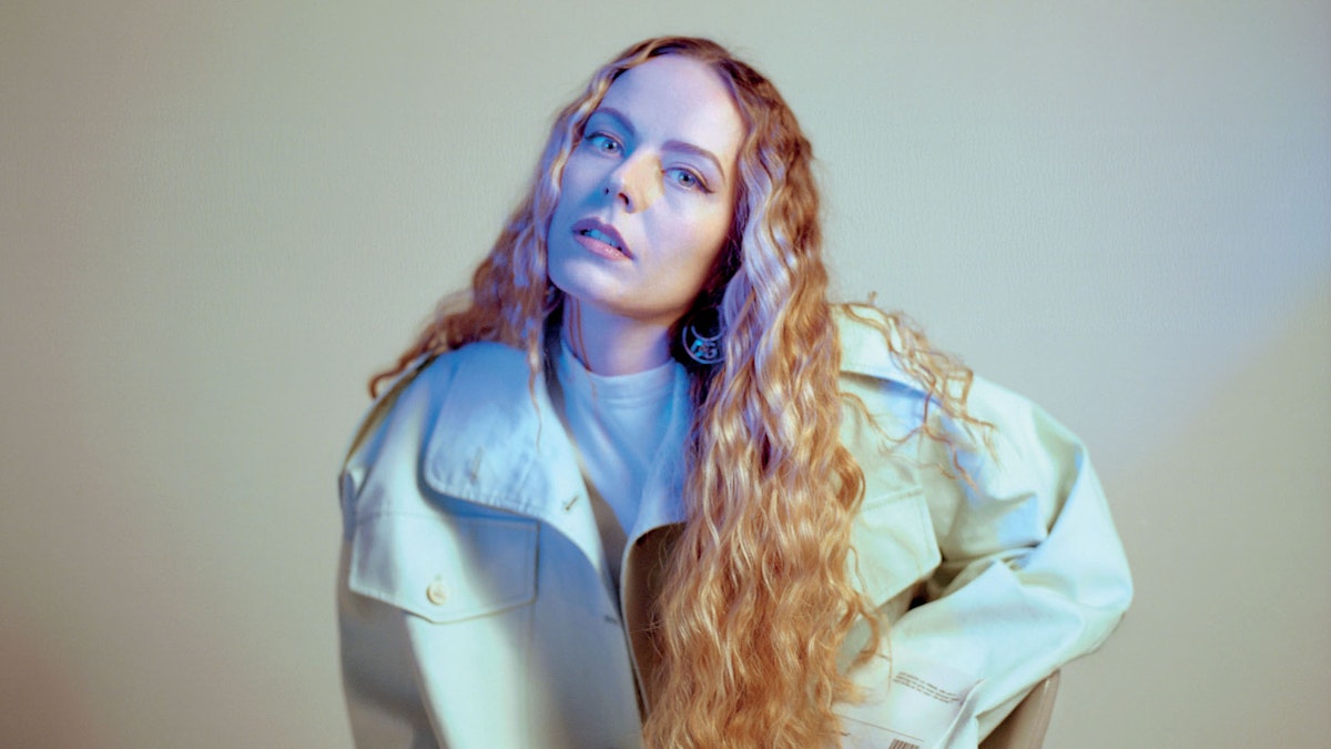 Qui es-tu, Hannah Diamond