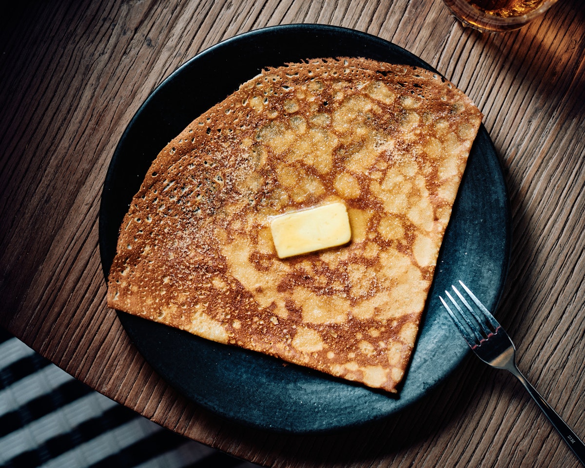 Comment réussir une crêpe beurre-sucre
