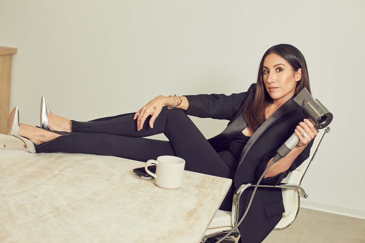 Jen Atkin nous présente le nouvel embout de finition Dyson