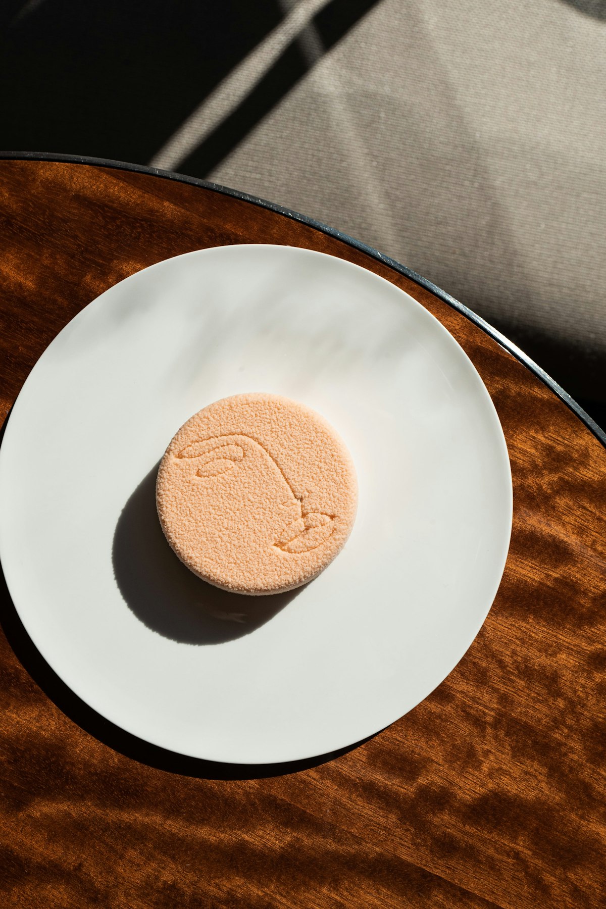 Journée de la Femme : le Chef Quentin Lechat crée une pâtisserie exclusive