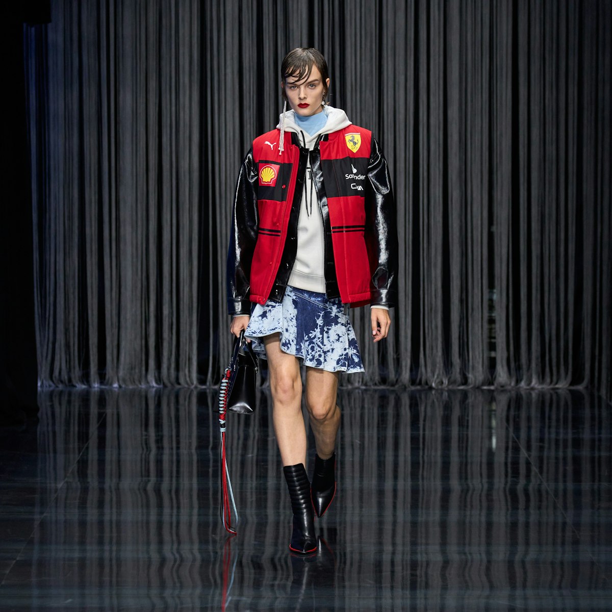 Le défilé Ferrari SS 2023 est une ode subtile au patrimoine automobile