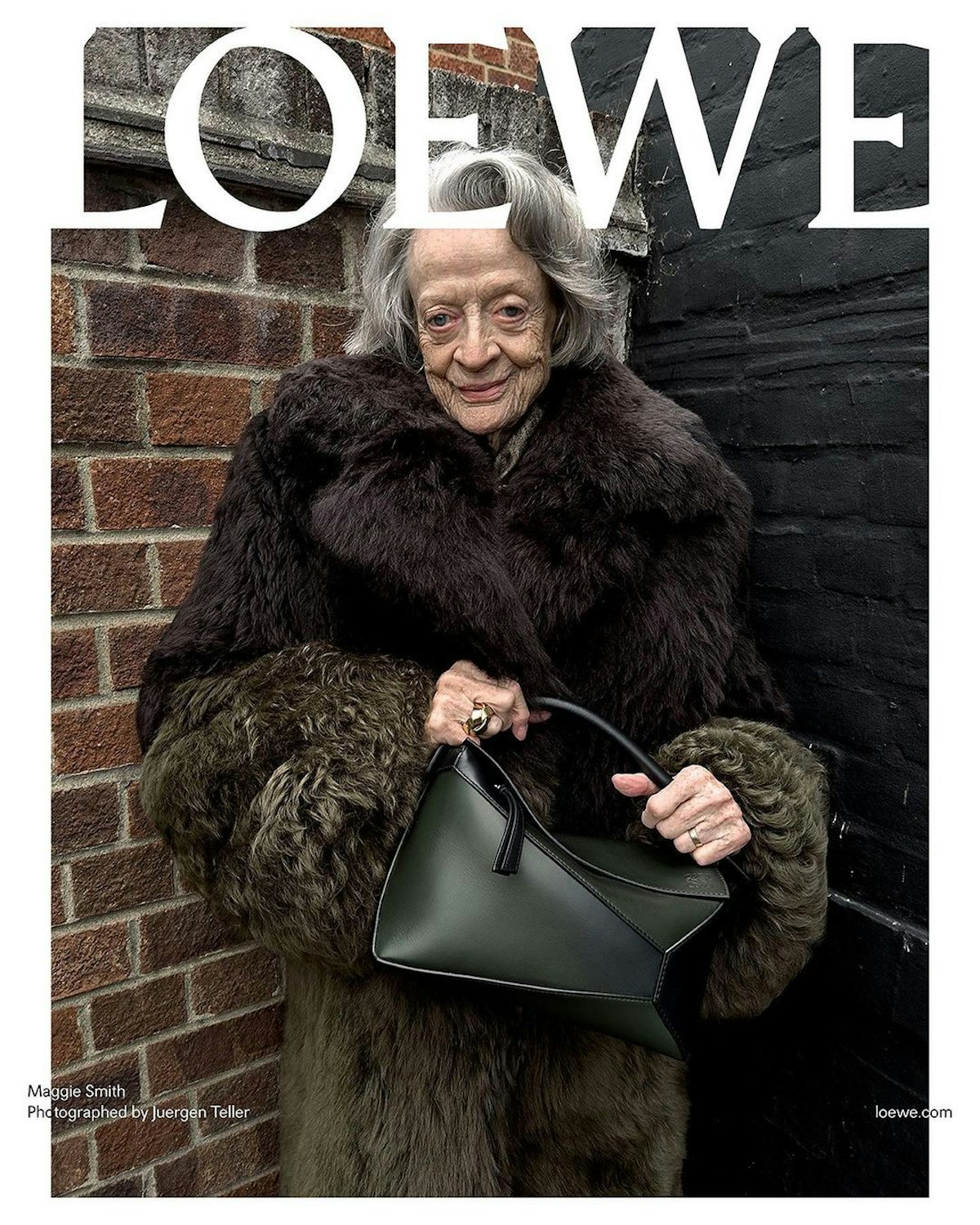 L'actrice Maggie Smith incarne la dernière campagne Loewe
