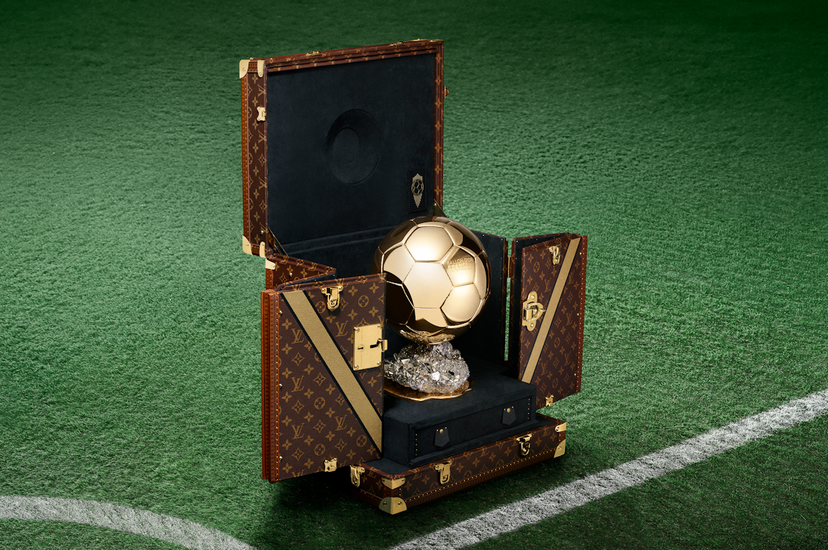Le Ballon d’Or®, le luxe au service d’un trophée exceptionnel.
