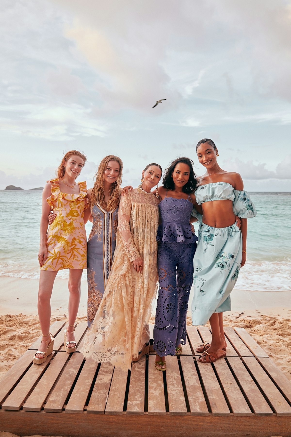 Retour en images sur les célébrités vues à l'ouverture de la boutique ...