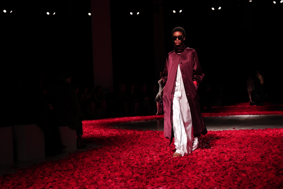 Ferragamo Automne-Hiver 2025 : Maximilian Davis rend hommage à Pina Bausch