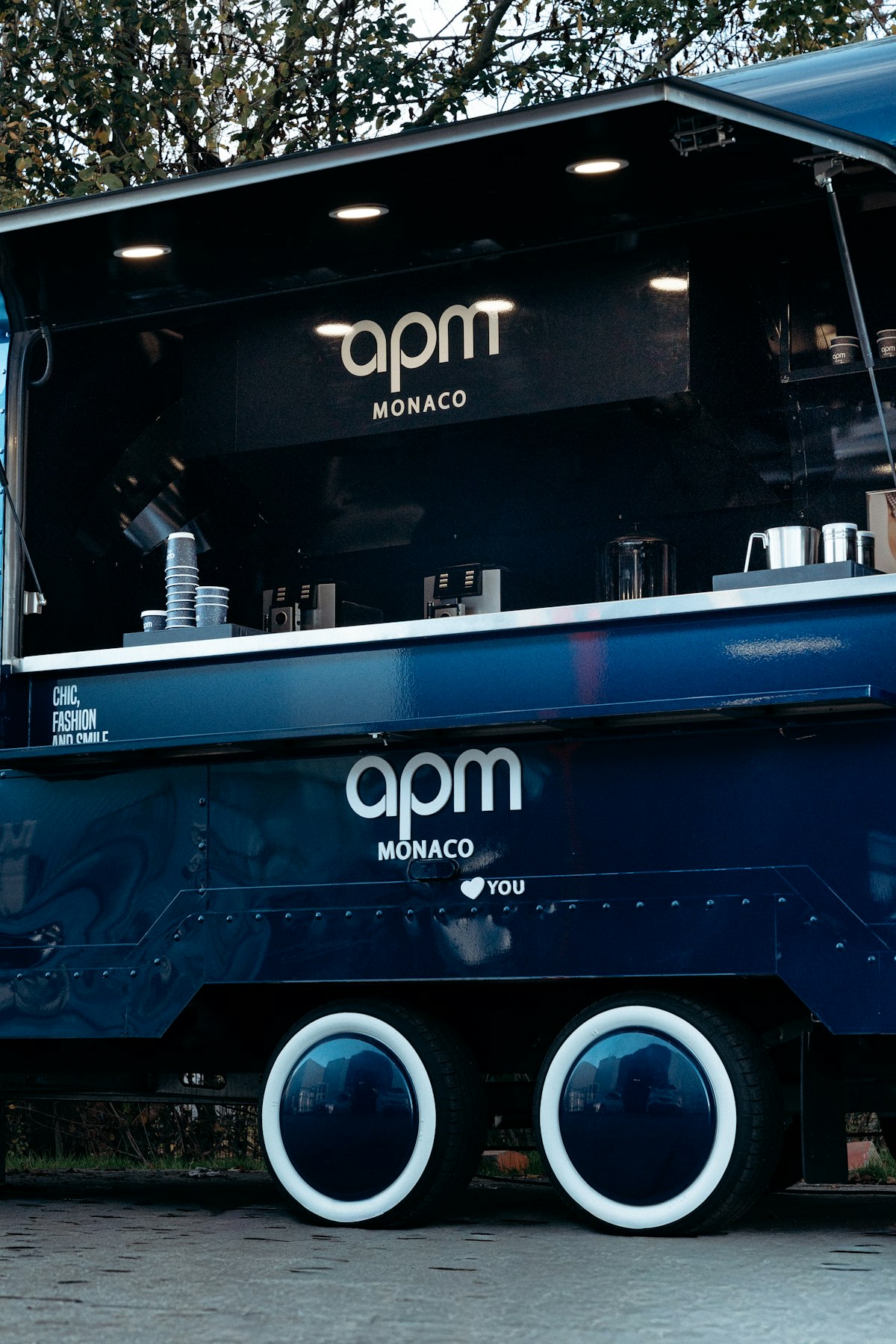APM Monaco lance son Airstream Tour