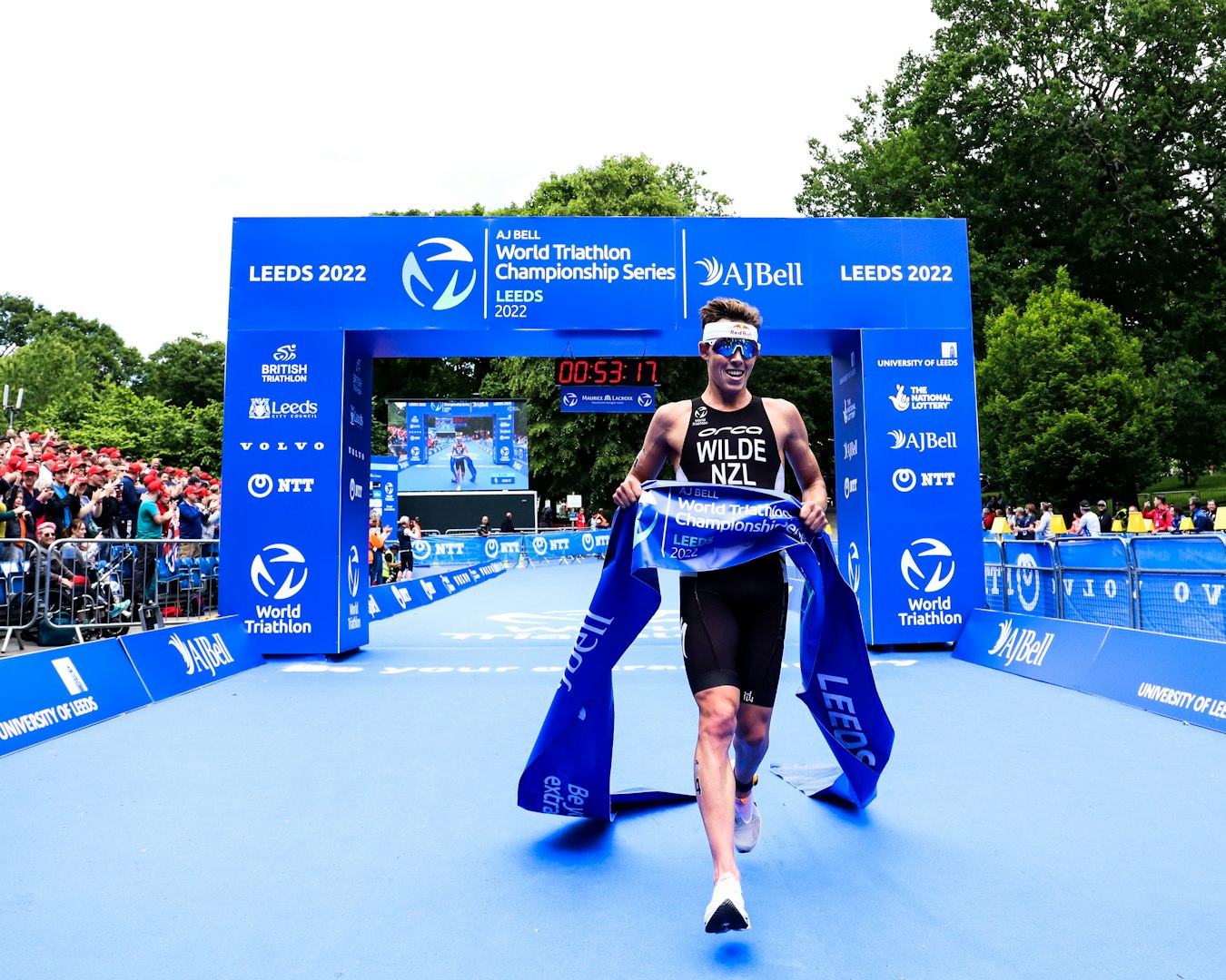 Build Unbeatable Winter Habits, with World No.1 Hayden Wilde