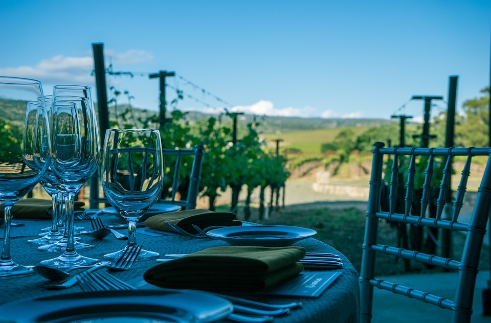 Tuscany dinner in the vineyard | Acacia Firenze