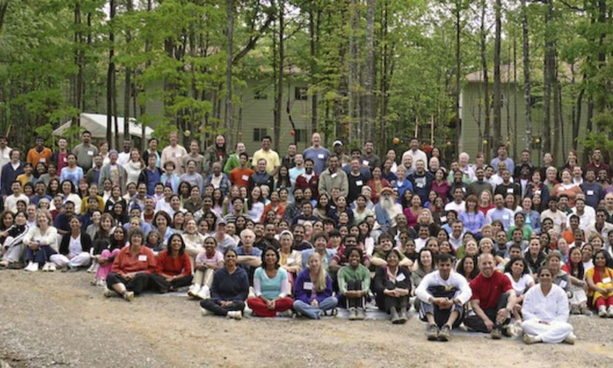 Moments of Oneness and Transformation - Bhava Spandana with Sadhguru in ...