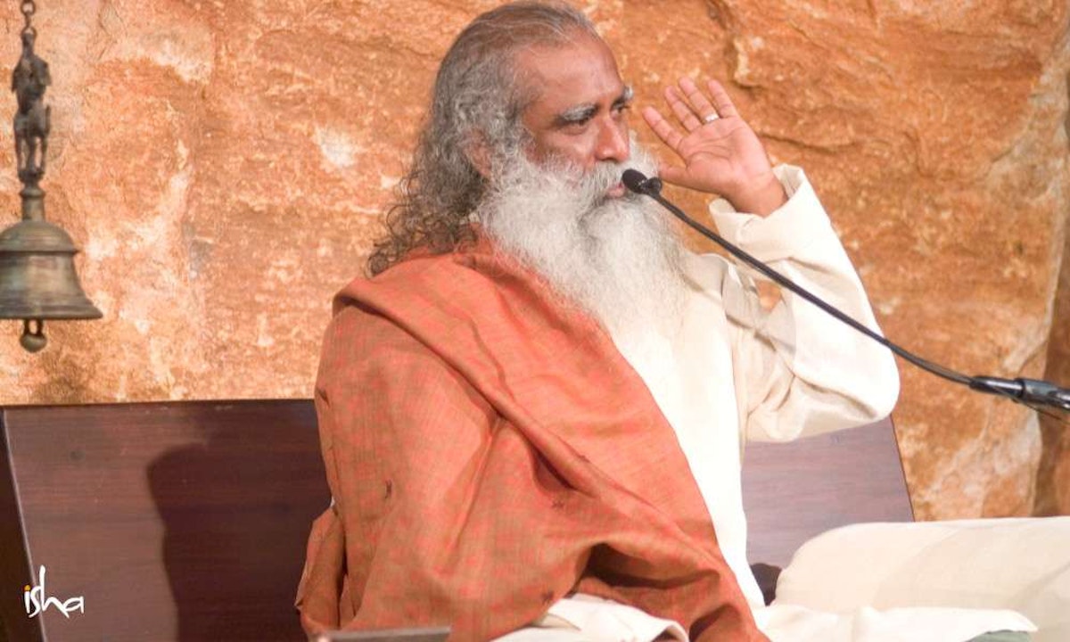 Do These 5 Things Before Sleeping – Sadhguru