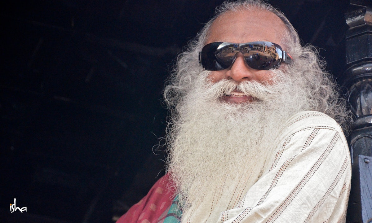 Sadhguru At Conoor With The Officers Of The Indian Armed Forces
