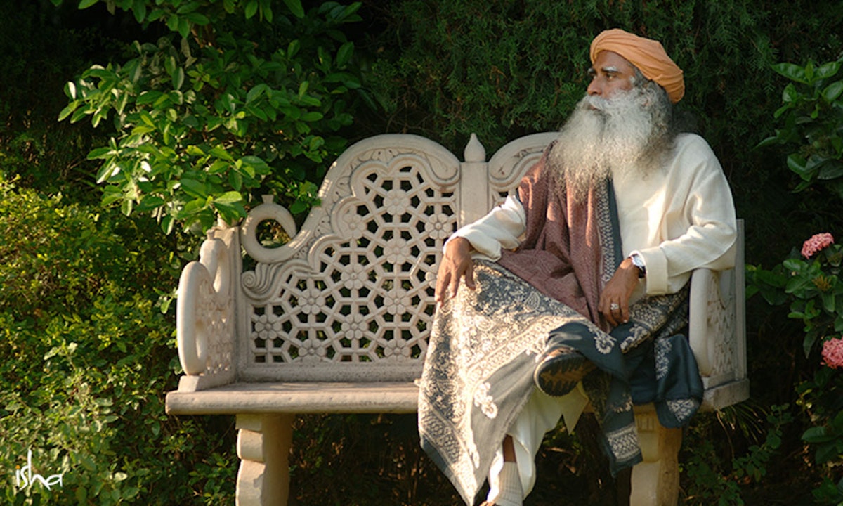 A Buddhist asks Sadhguru a Puzzling Question