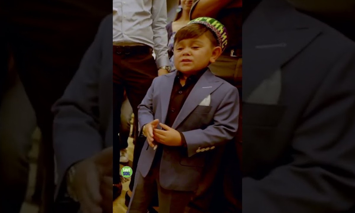 World's Smallest Singer Abdu Razik Supports #SaveSoil Movement and ...