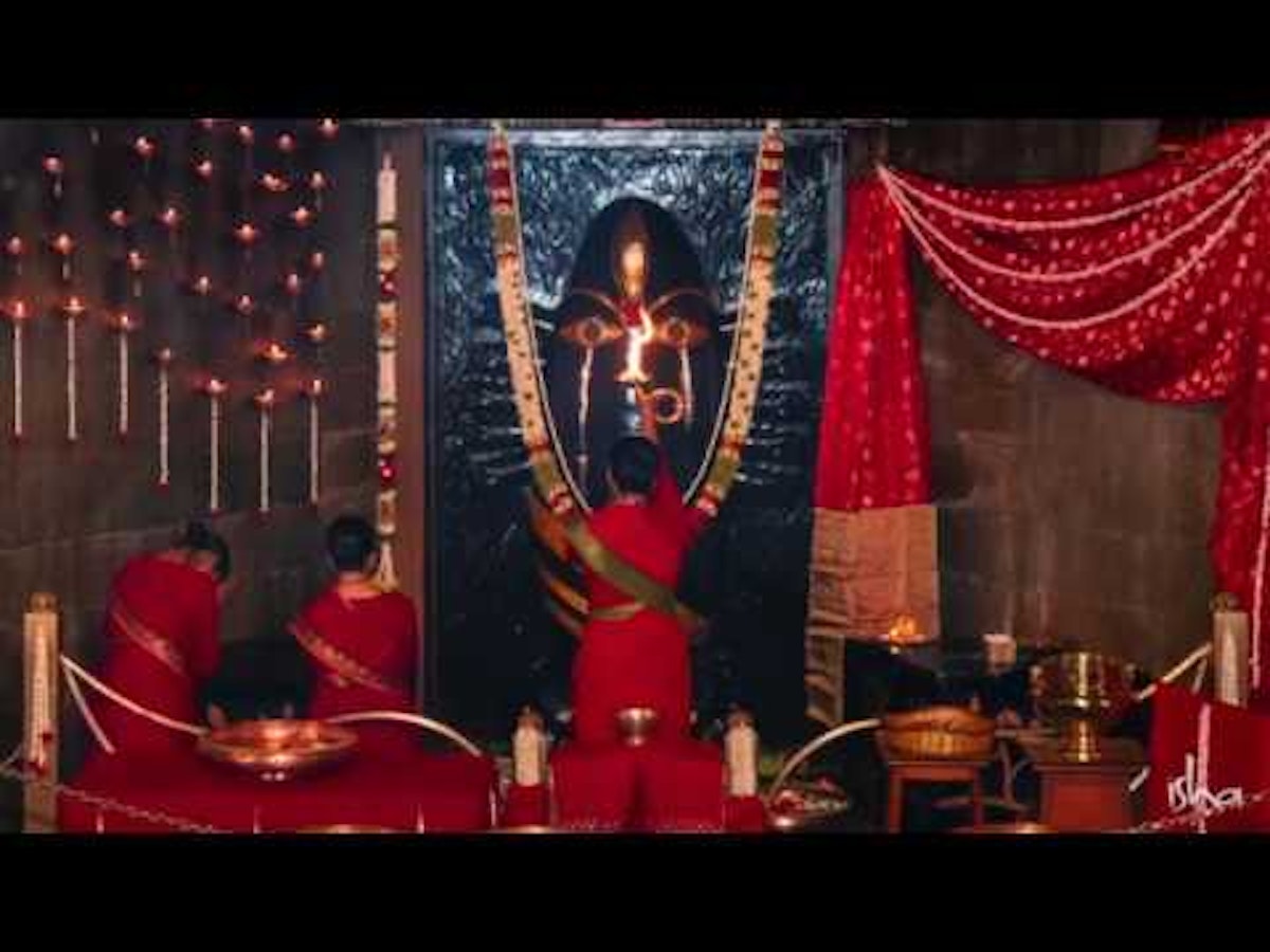 10,000 Women Culminate An Intense Sadhana At Linga Bhairavi's10th ...