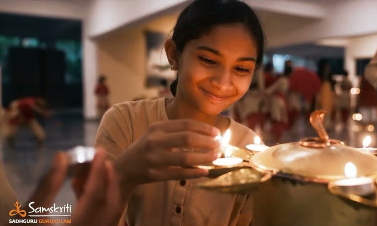 Isha Samskriti Students Prepare a Special Dinner