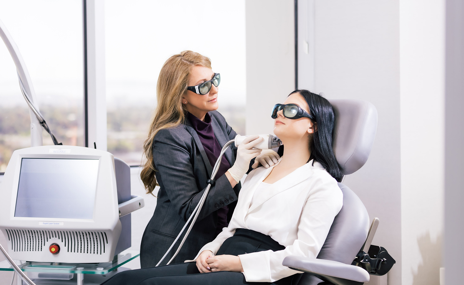 Kustom Karyng Lift | Grossman Dermatology