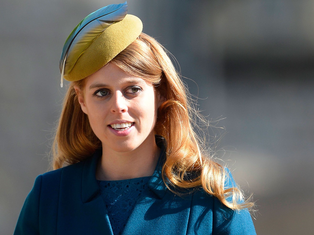 Princesa Beatrice de férias com amigos famosos