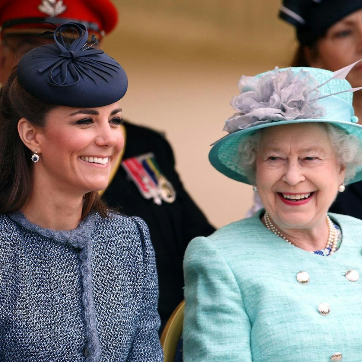 Rainha Elizabeth II tem uma leal dama de companhia
