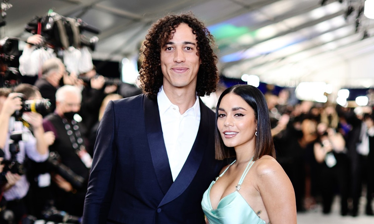 Vanessa Hudgens Ganha Peso Antes E Depois Por Dentro Do Casamento De