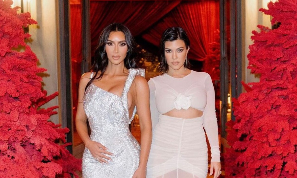 Kourtney Kardashian revela ter se afastado de Kim