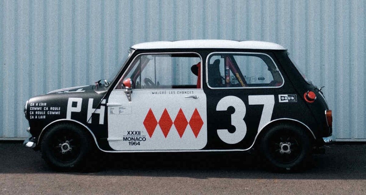 Mini Cooper dos anos 60 inspira coleção